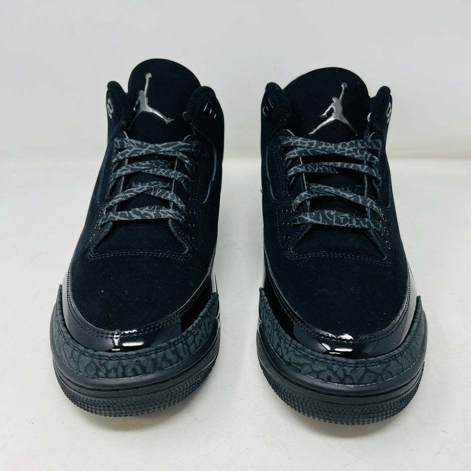 New and Pre-owned Sneakers - Shop Jordan, Nike, Travis Scott and Kobe ...